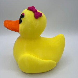 Ms. Duckman Figurine: 3D Printed Retro Gaming Desk Decor - Etsy UK