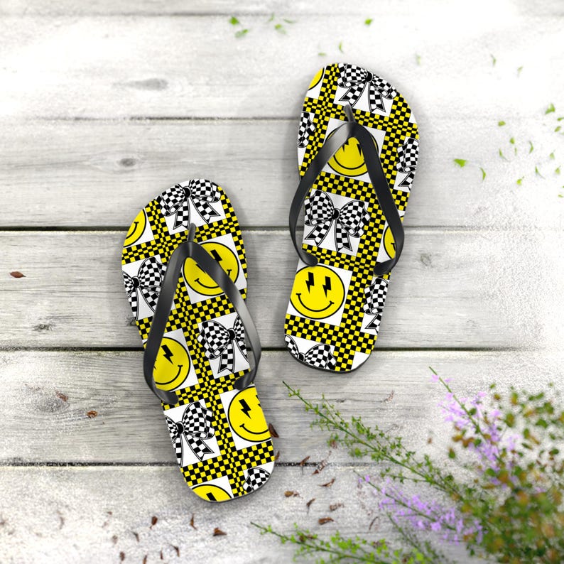 Retro Flip-flop Smiley Face Sandal 90s Fashion Beach Vacation Summer ...