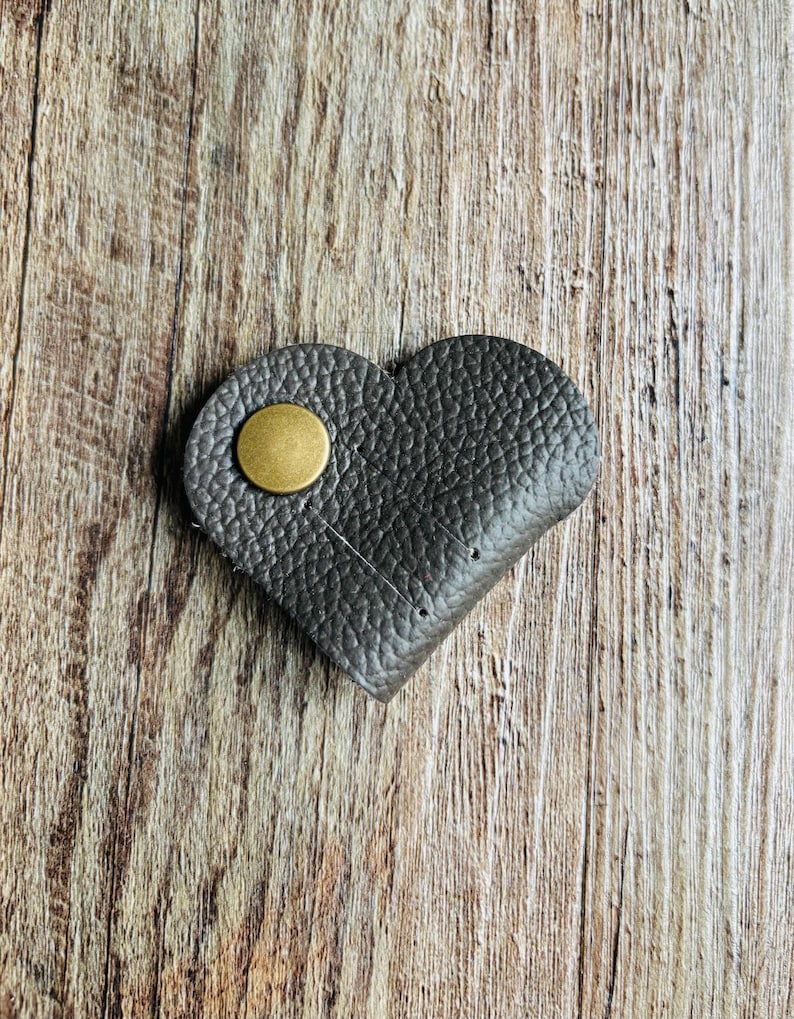 Colourful Leather Cord Tidy | Heart Cable Organiser | 3 for 8 or 10 | 5 ...