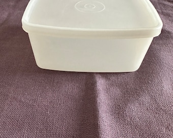 Tupperware Round Clear Frosted Storage Container #1493 - Etsy