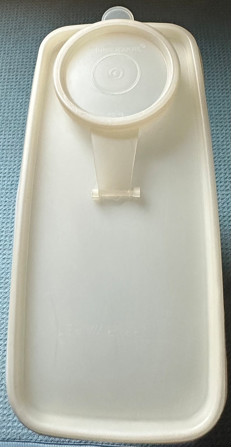 Vintage Tupperware Cereal Keeper - Etsy