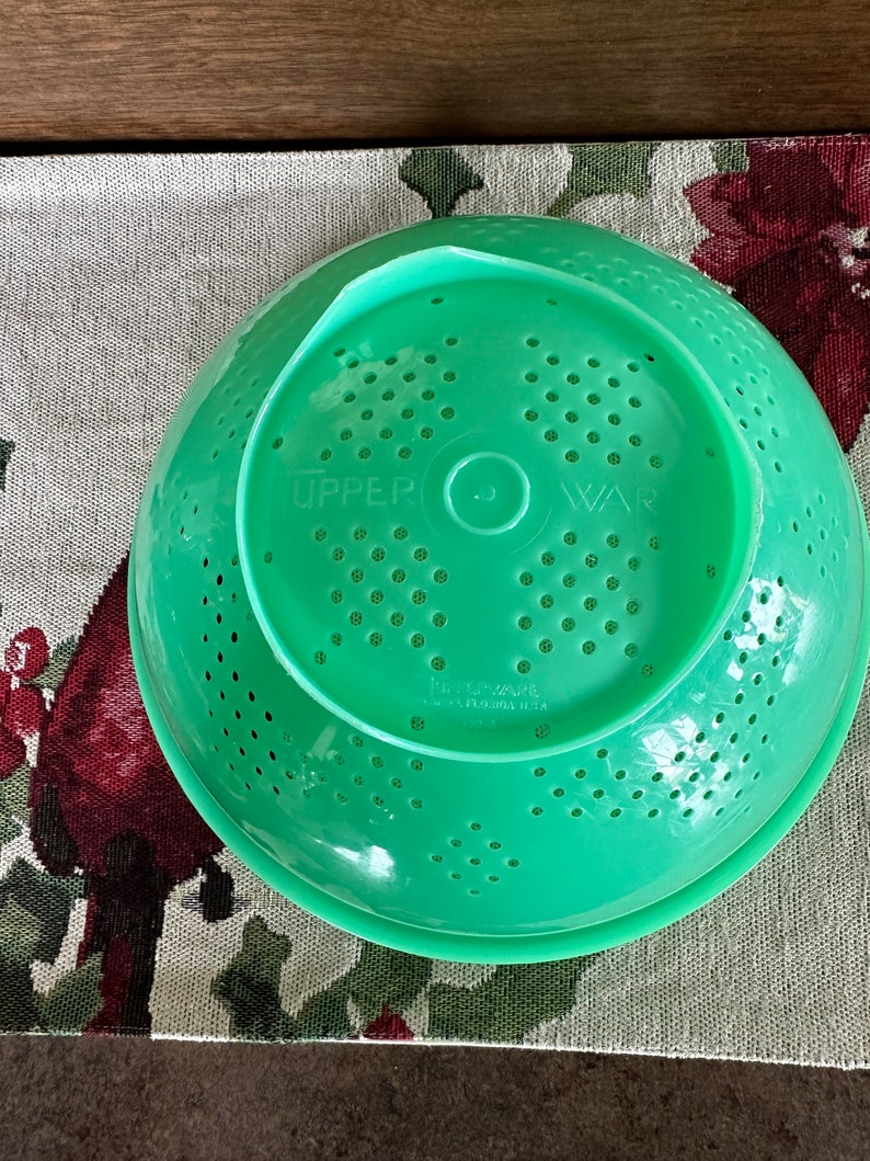 Vintage Green Tupperware Strainer - Etsy