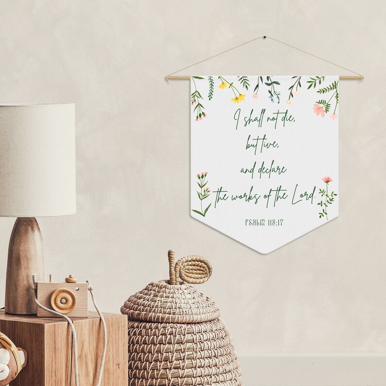 Psalm 118:17 Pennant Christian Wall Art Bible Verse Home Decor Hanging ...