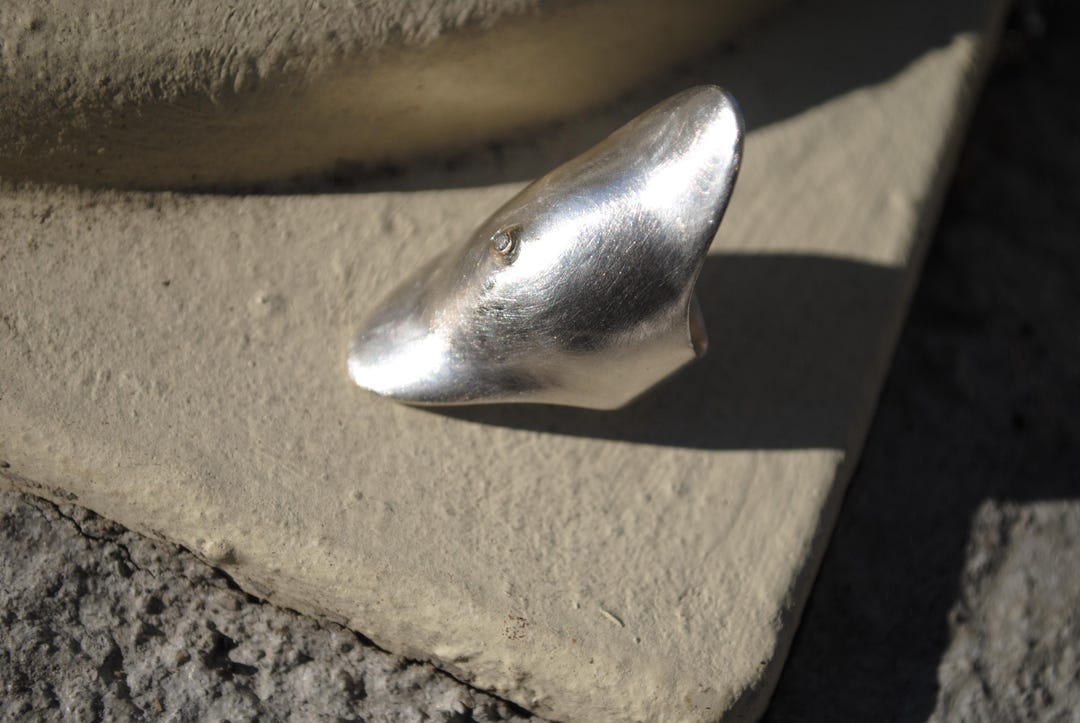Sterling Silver Submarine Ring in Mat Color With White Diamond - Etsy