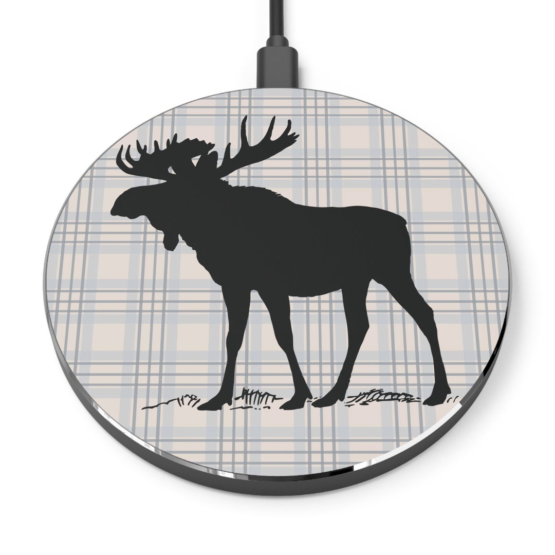 Wireless Phone Charger iPhone Android Compatible MOOSE on Plaid Nordic ...
