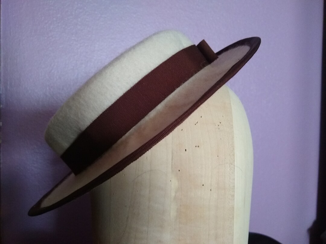 Edwardian 1930s 1940s Vintage Inspired Beige and Brown Ladies Felt ...