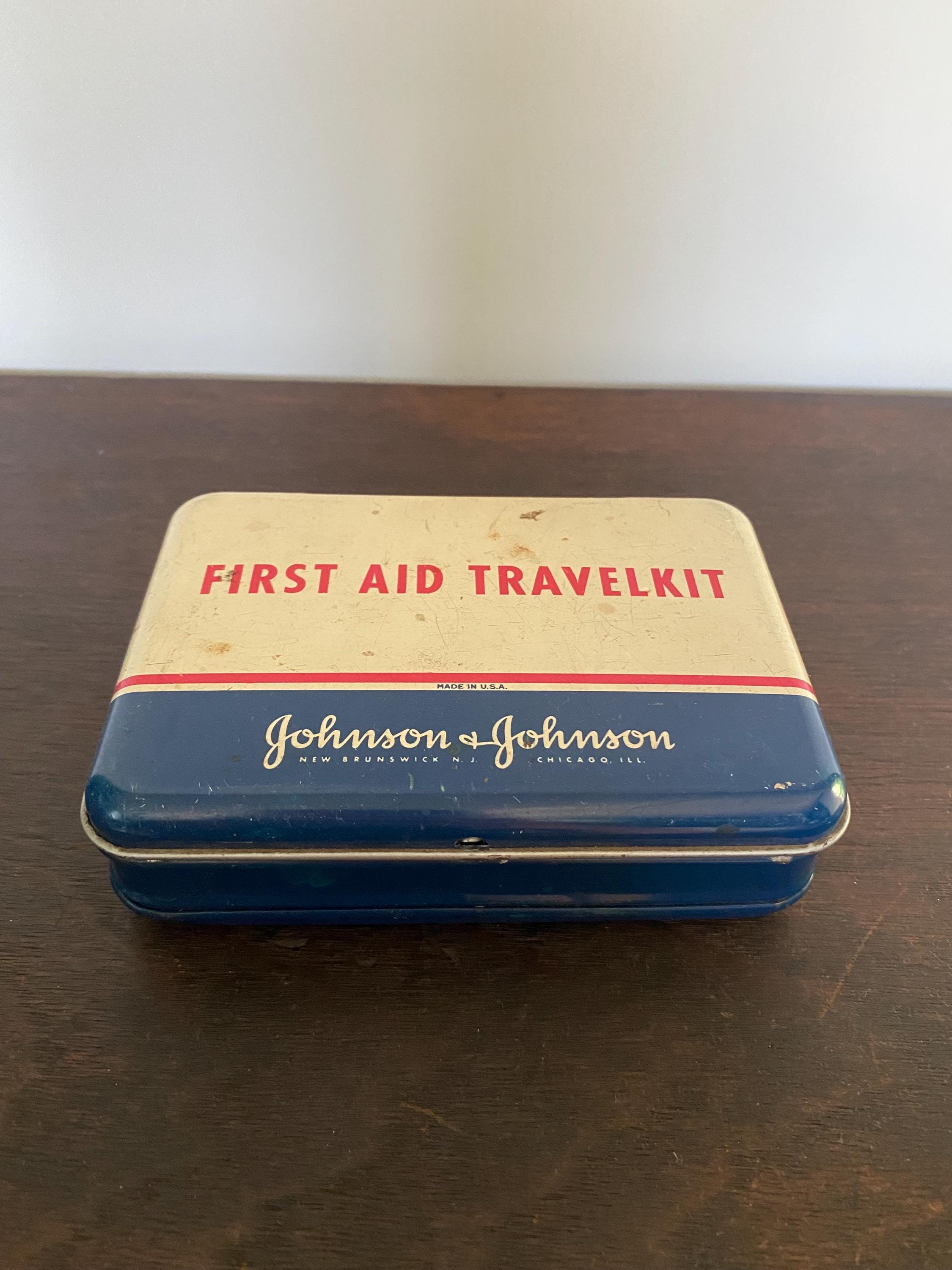 Vintage Johnson&johnson First Aid Travelkit Tin With Red Cross Regular ...