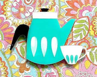 Eat Here Vintage-style Button Magnet – Retro Kitchen Décor | Scratch ...