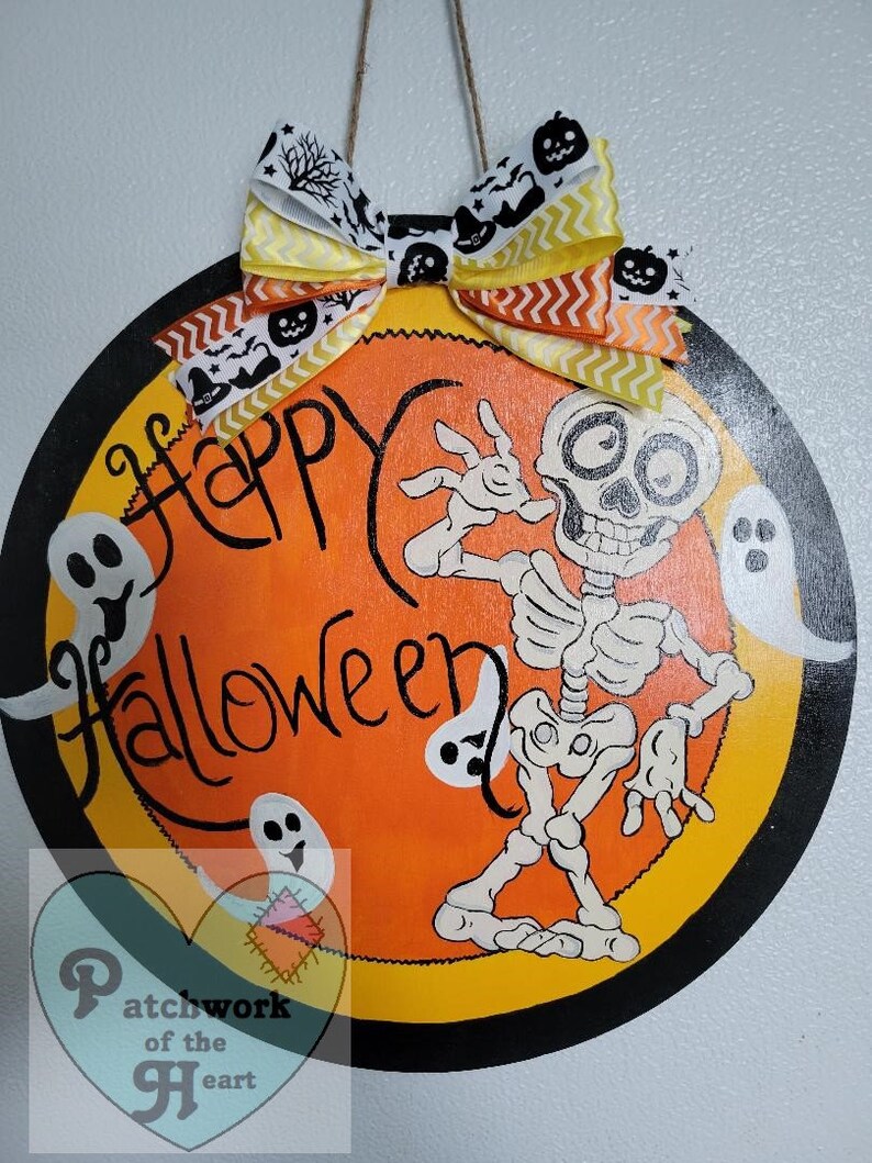 Smiley the Skeleton Halloween Door Hanger - Etsy
