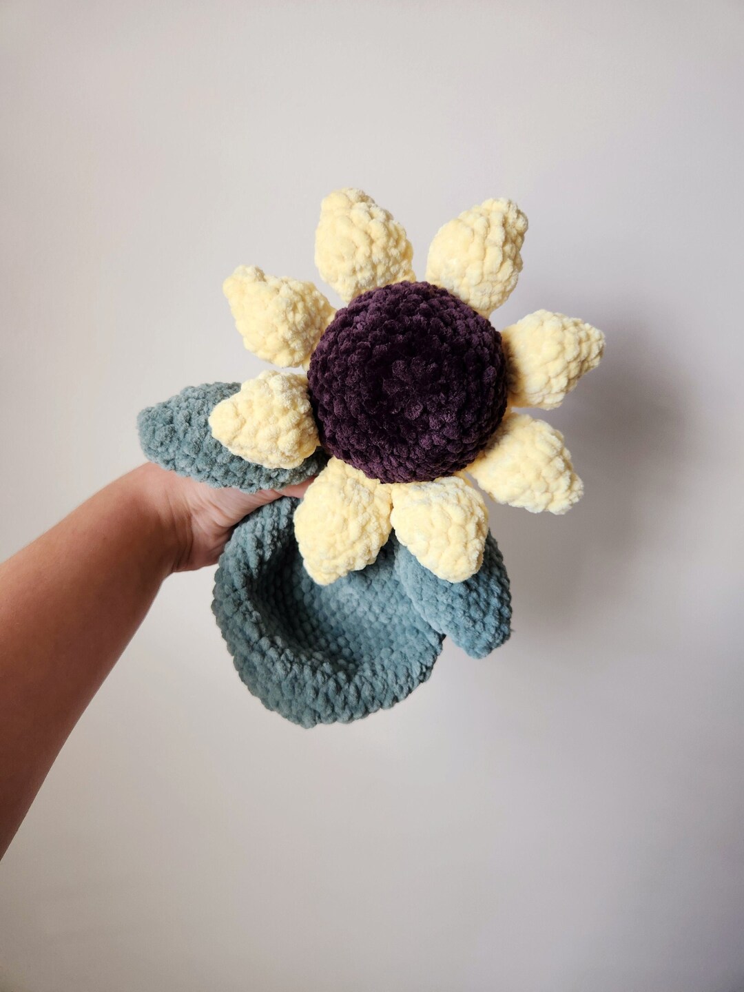 Crochet Sunflower Plushie| Amigurumi/plushie/flower Lovey/stuffed ...