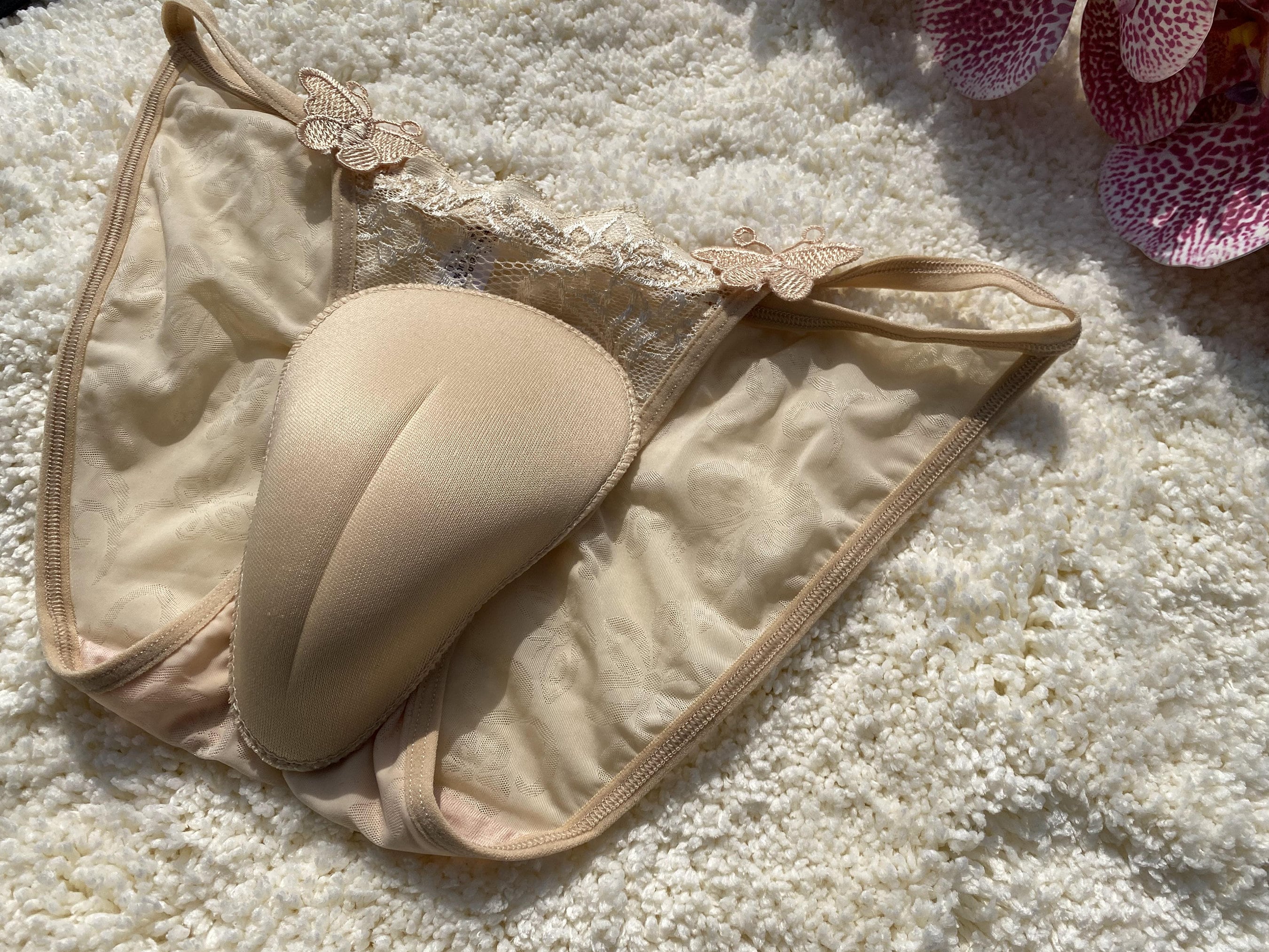 LINRA Hiding Gaff Panties Butterfly Underwear Sponge Camel Toe Brief ...