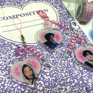 K-pop Coquette Keychains |customizable| - Etsy