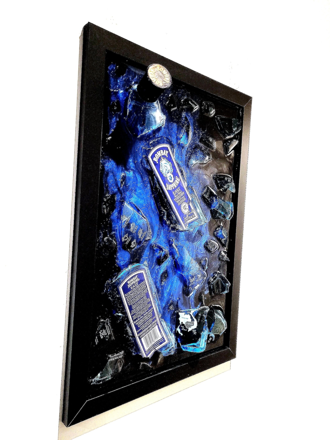 Bombay Sapphire Gin Broken Bottle Art Framed Wall Art Décor Epoxy/resin ...