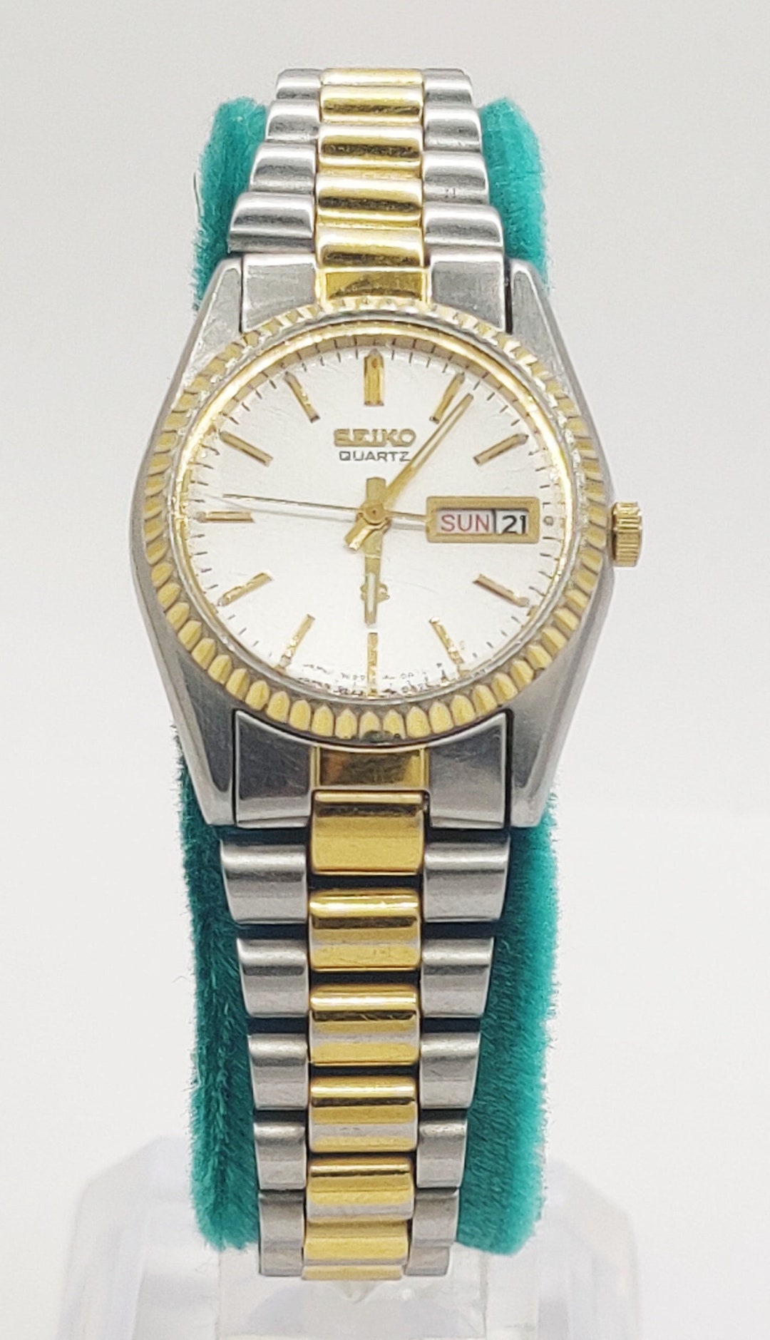 Vintage Seiko Women's Watch 3E23 Two Tone 6.5 Adjustable Band Day/date ...