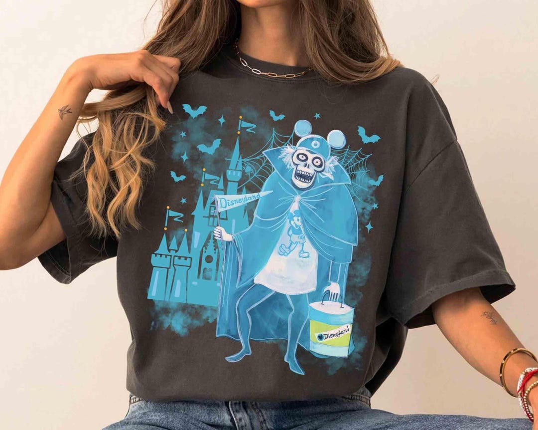 Disneyland Hatbox Ghost T-shirt, Disney the Haunted Mansion Foolish ...