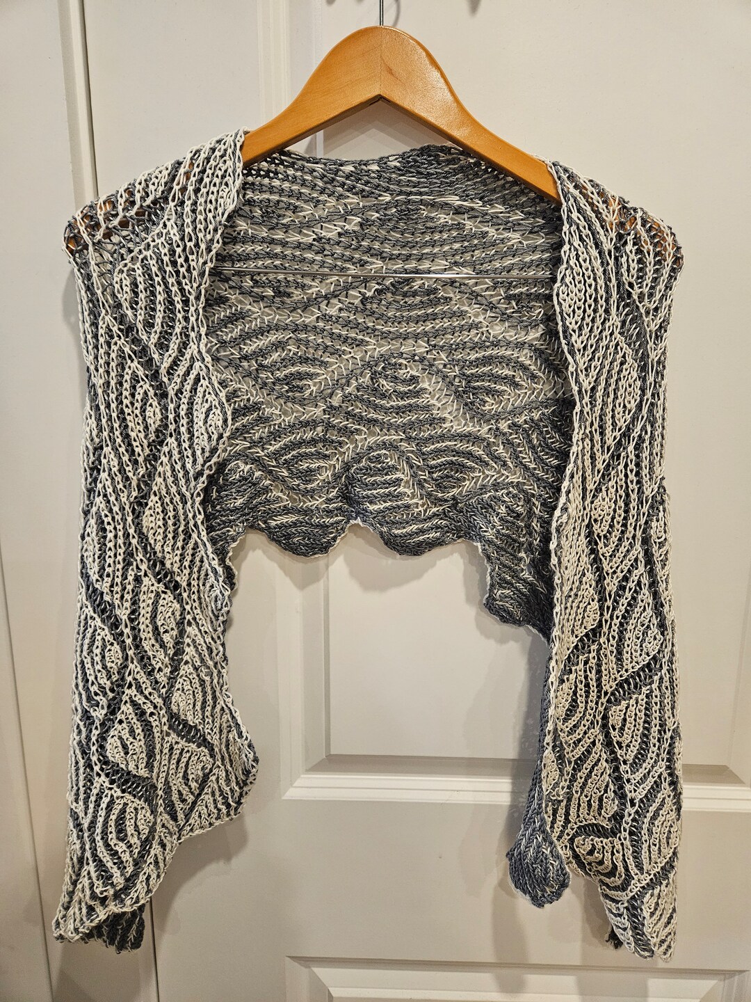Custom Handmade Shawl Grey/white 50% off for Thanksgiving - Etsy