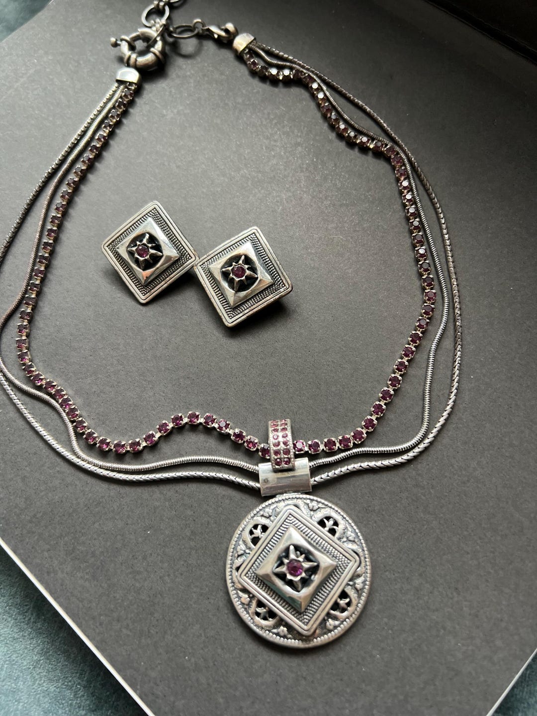Ermani Bulatti Vintage Jewelry Set – Silver-colored Necklace With Red ...