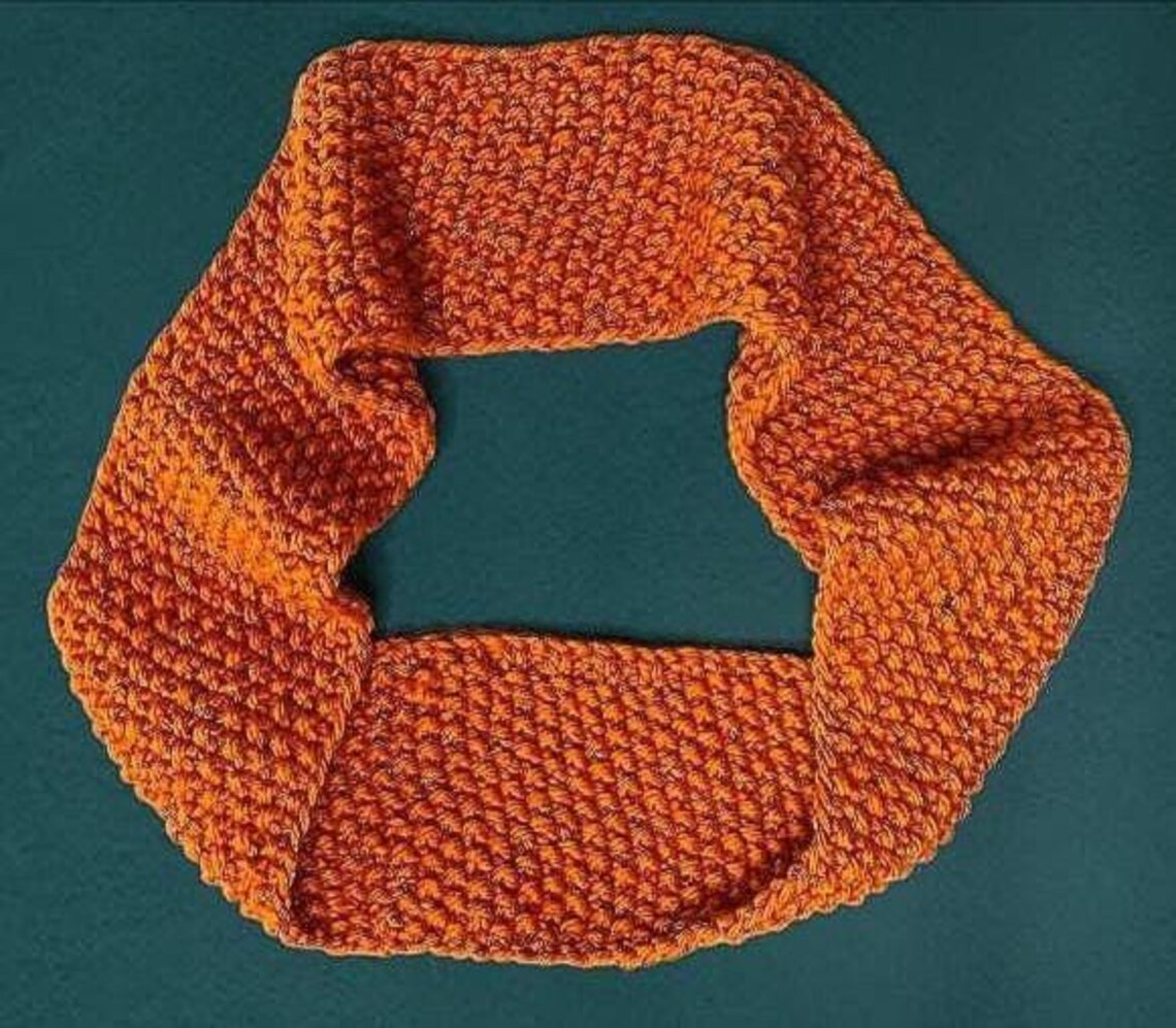 Hand Made Infinity Scarf in Merino Wool - Etsy