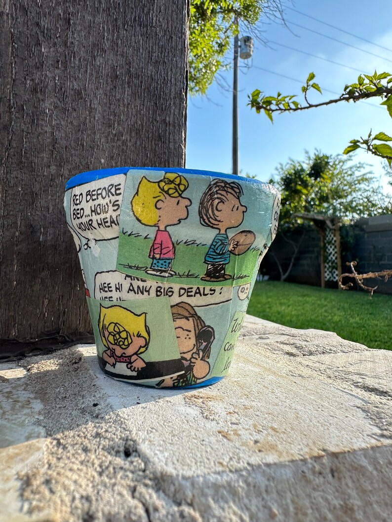Snoopy Collage Comic Strip Pot - Etsy