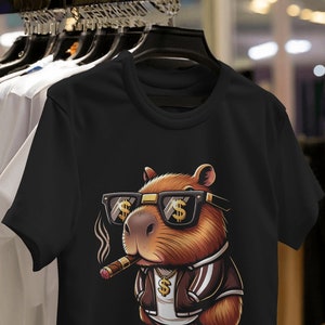 Gangster Rich Capybara fumando cigarro Png, diseño de sublimación ...