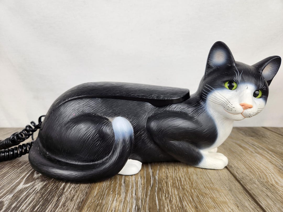 Vintage 1980s Tuxedo Cat Telephone – KLC Telemania Black & White Corded ...