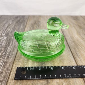 Green Vaseline Uranium Glass Style Duck hen on Nest Trinket Dish Glows ...