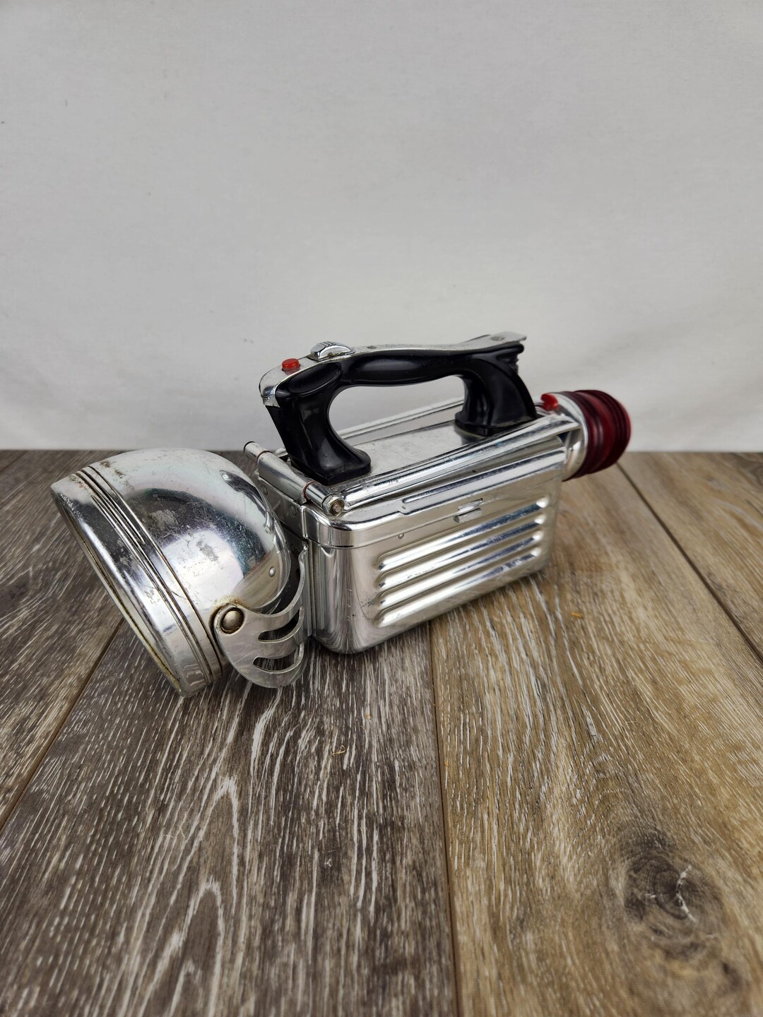 1960s Metal Ash Flash Stratobeam Lantern Flashlight Emergency Light ...