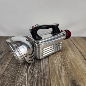 1960s Metal Ash Flash Stratobeam Lantern Flashlight Emergency Light ...
