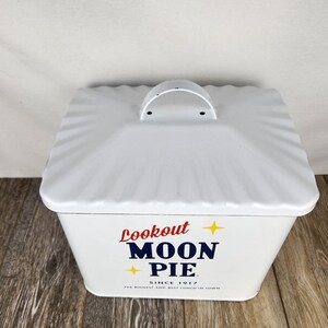 Moon Pie Enamelware Bread Box Bin Large White Metal Storage Container ...