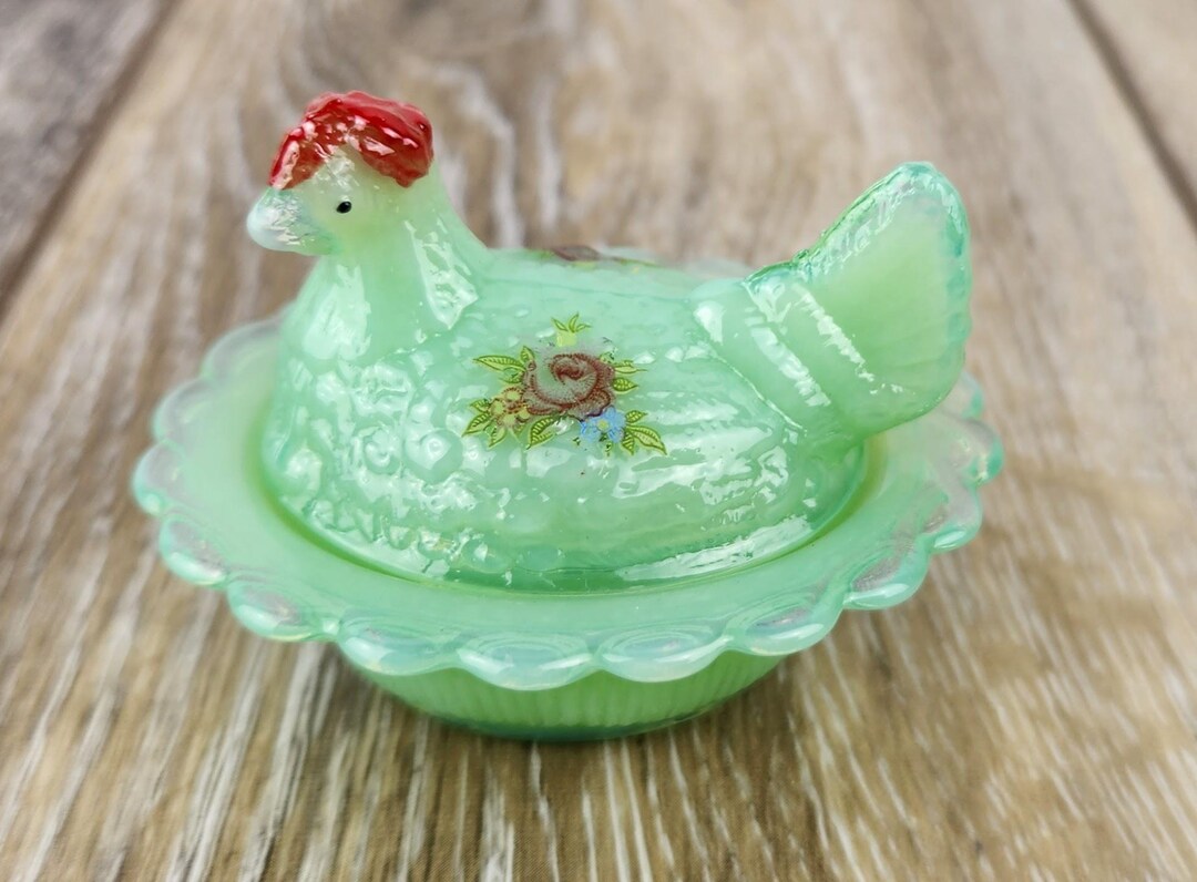 Jadeite Glass Hen on Nest Green Milk Glass Hand Painted Nesting Hen ...
