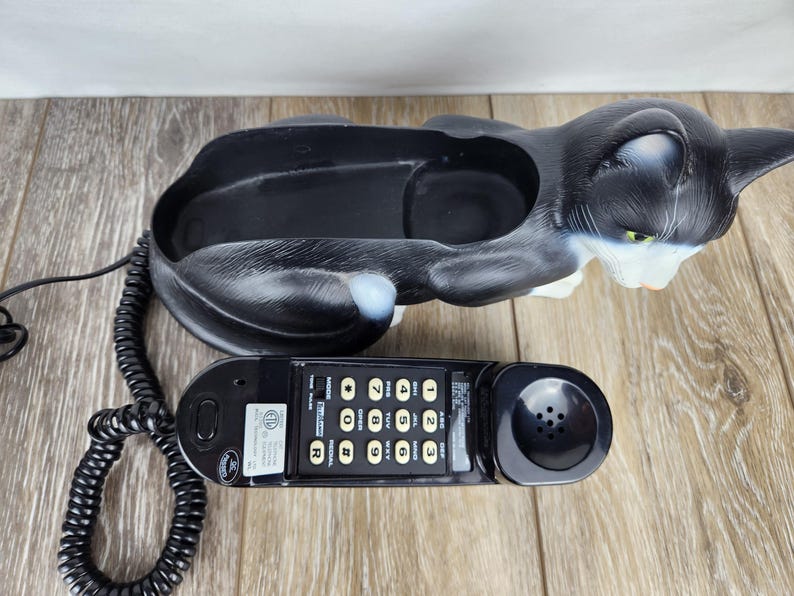 Vintage 1980s Tuxedo Cat Telephone – KLC Telemania Black & White Corded ...