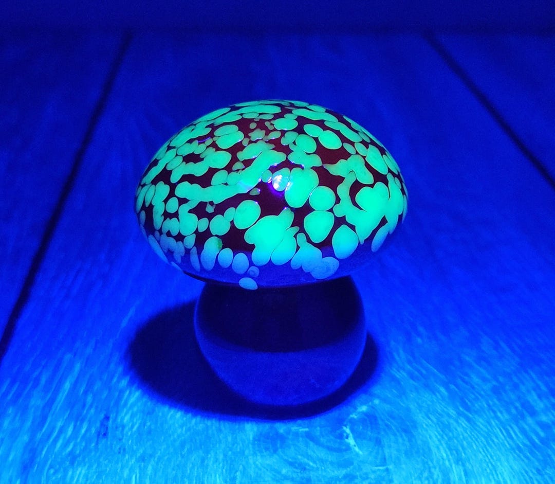 Red Uranium Art Glass Hand Blown Mushroom Paperweight - Glows! - Etsy