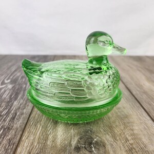 Green Vaseline Uranium Glass Style Duck hen on Nest Trinket Dish Glows ...