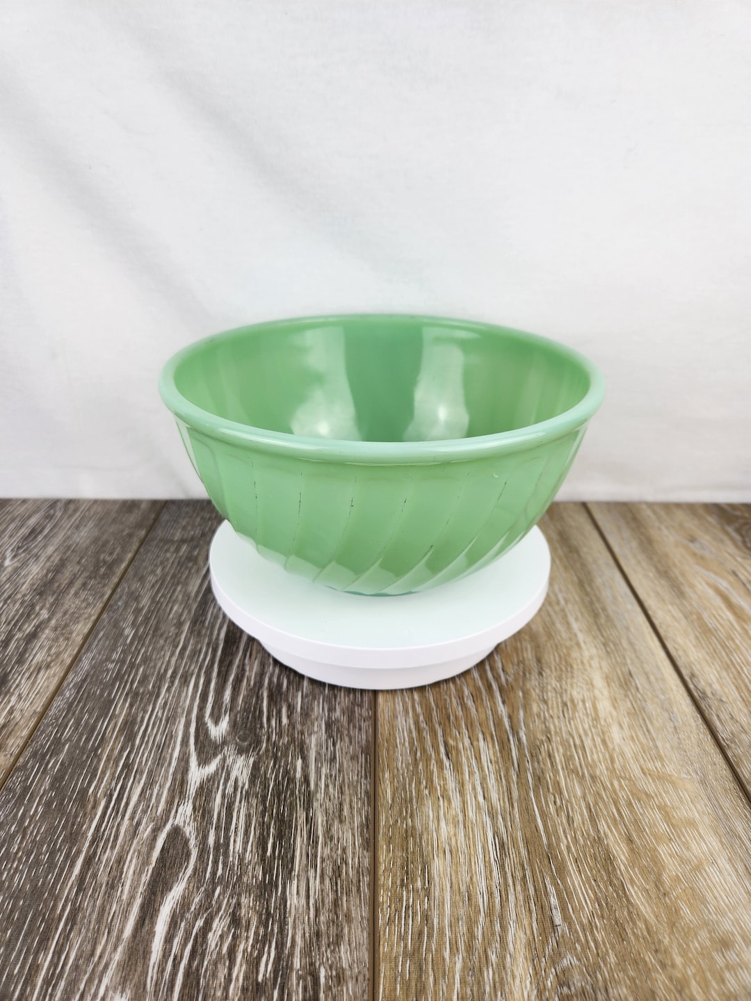 1930s Fire King Jadeite Swirl Mixing Bowl 8 Jadeite Glass Dishes ...