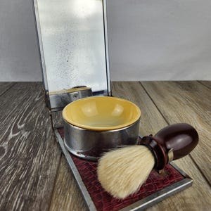 Vintage Travel Shaving Kit W/ Brush and Mirror Burgundy Crocodile Skin ...