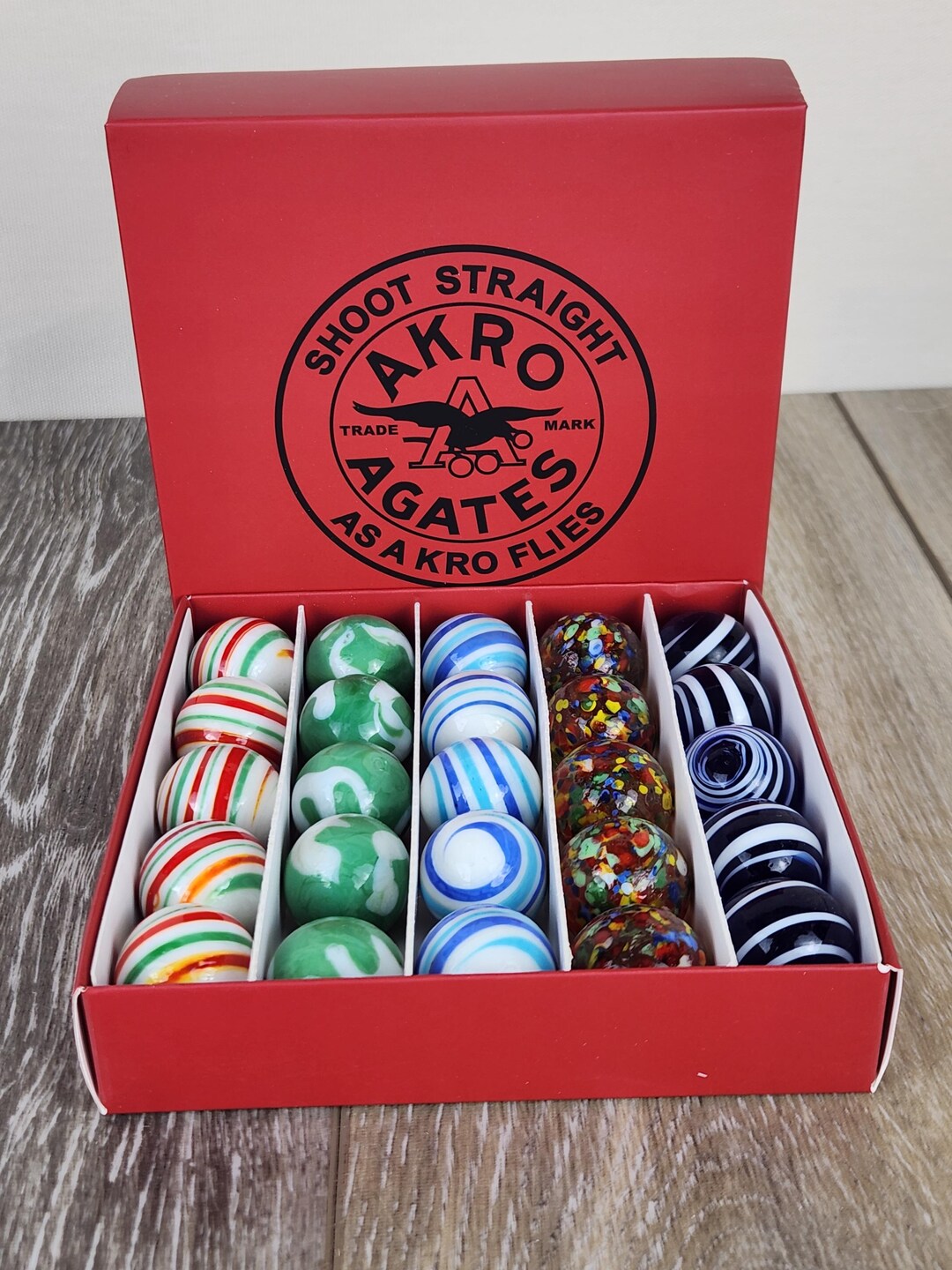 AKRO AGATES Marbles Shoot Straight Box of (25) Akro Agate Shooter ...