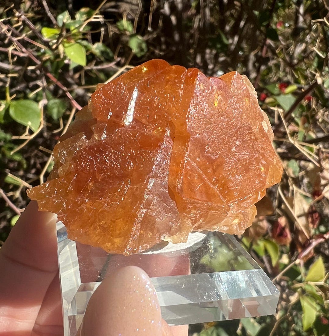 Scheelite Specimen From Sichuan, China | High-grade Orange Fluorescent ...