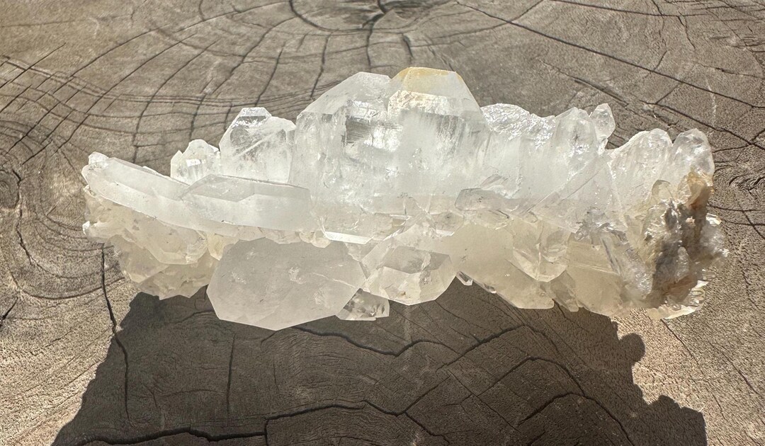Golden Healer Faden Quartz Cluster: Unique Stacked Formation - Etsy