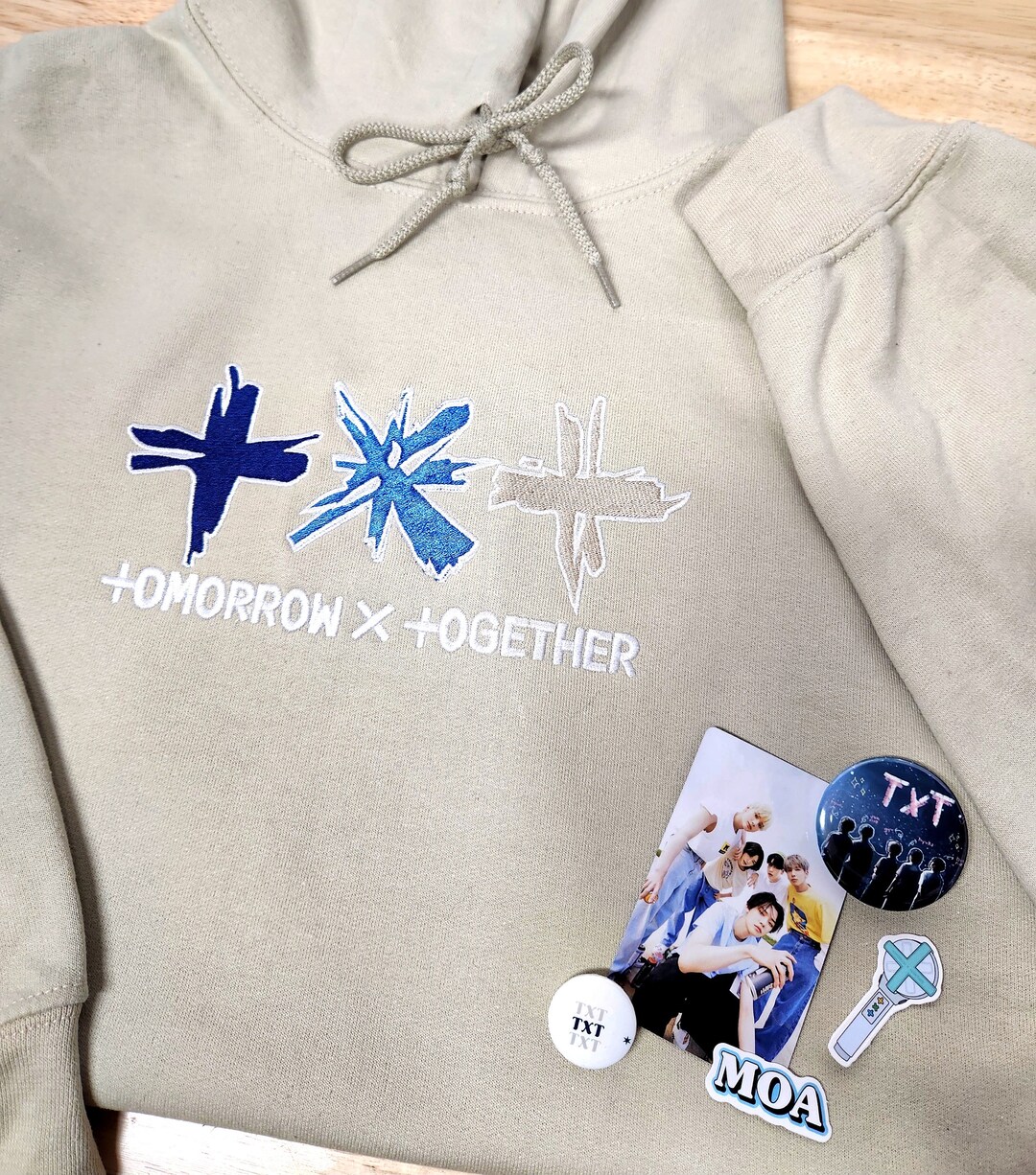 Txt Embroidered Apparel , Freefall Txt Embroidered Tshirt, Freefall Txt ...