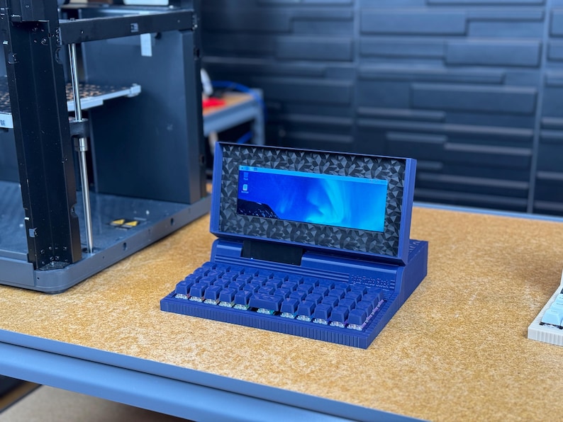 Retro-inspired Raspberry Pi Zero Laptop Kit: 3D Printable STL Files ...