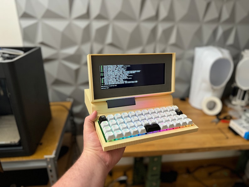 Retro-inspired Raspberry Pi Zero Laptop Kit: 3D Printable STL Files ...