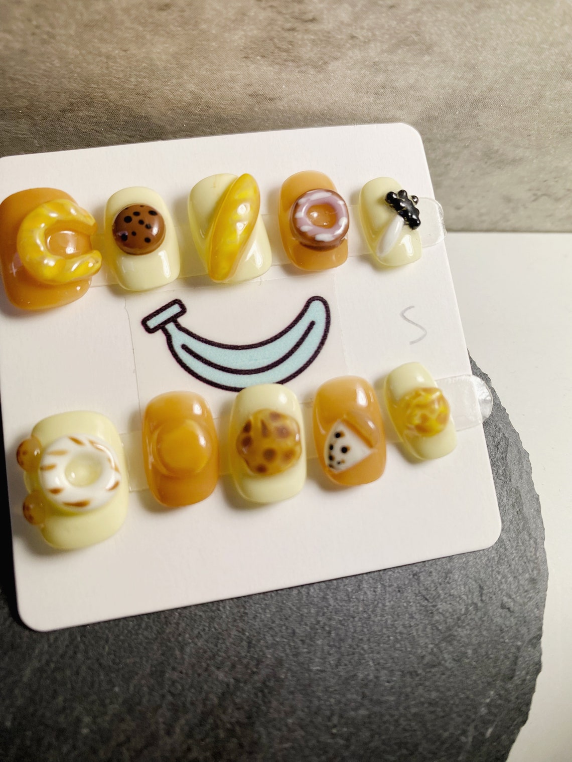 Reusable Presson Nails Short Nails Brown Cute Bread Fake Nail Premium ...