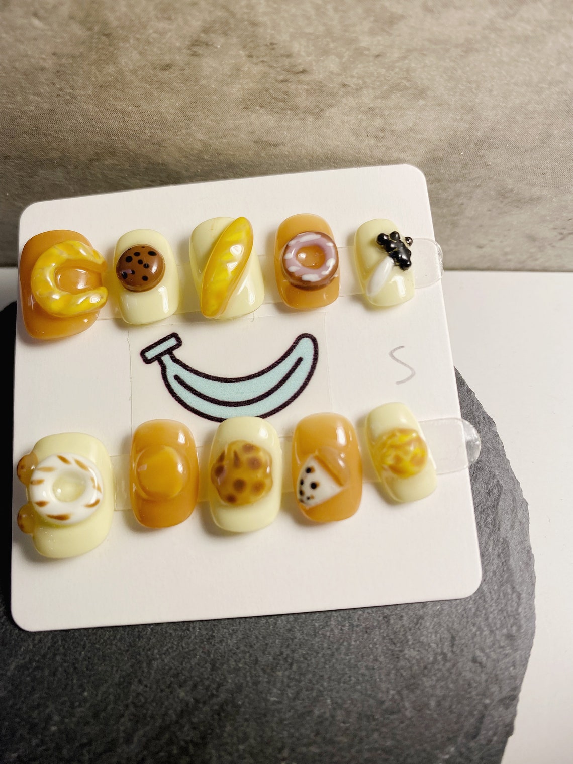 Reusable Presson Nails Short Nails Brown Cute Bread Fake Nail Premium ...