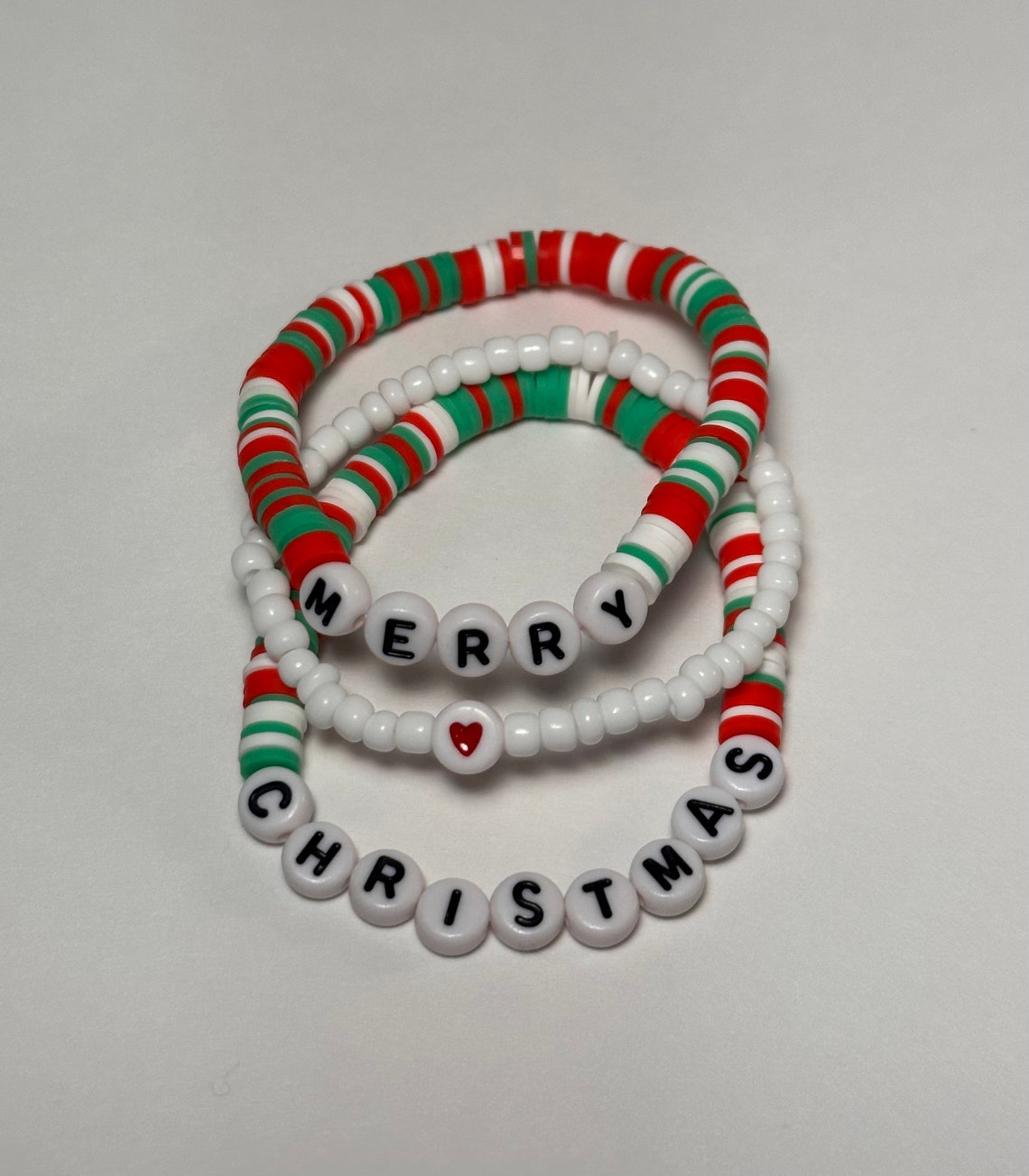 Merry Christmas Clay Bead Bracelet Set - Etsy