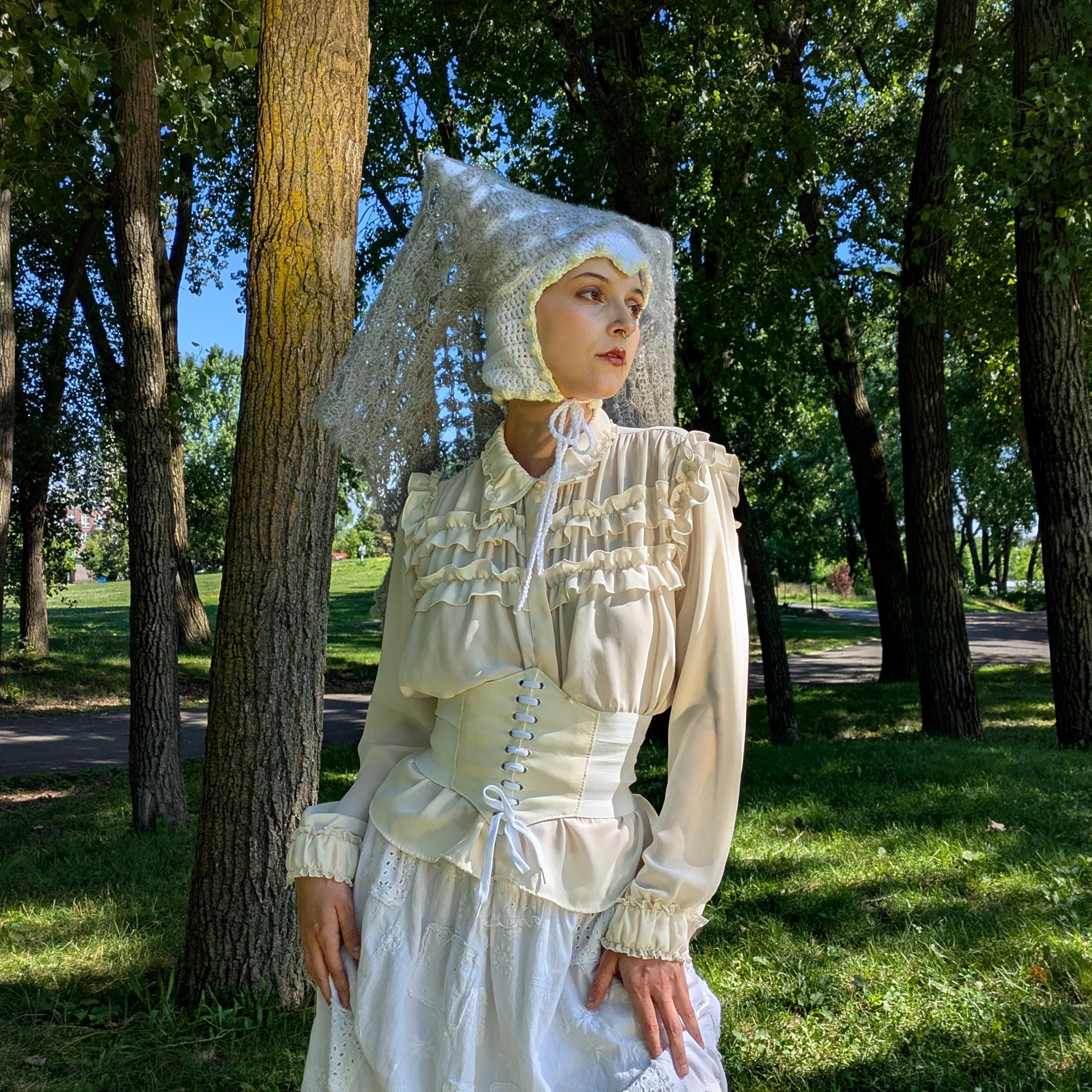 White Escoffion - Horned Gray & Cream Medieval Hennin Hat - Princess or ...
