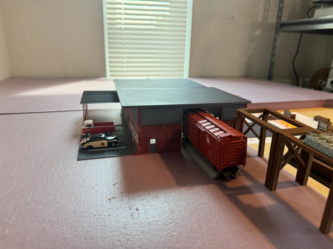 HO Scale Drive Thru Industrial Building - Etsy