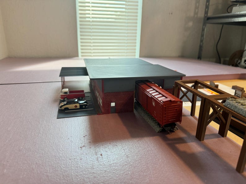 HO Scale Drive Thru Industrial Building - Etsy