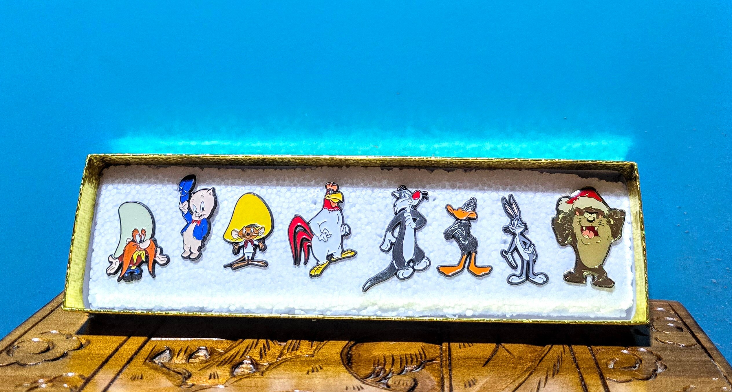 Set of 8 Looney Tunes Lapel Pins, Hat Pins - Etsy