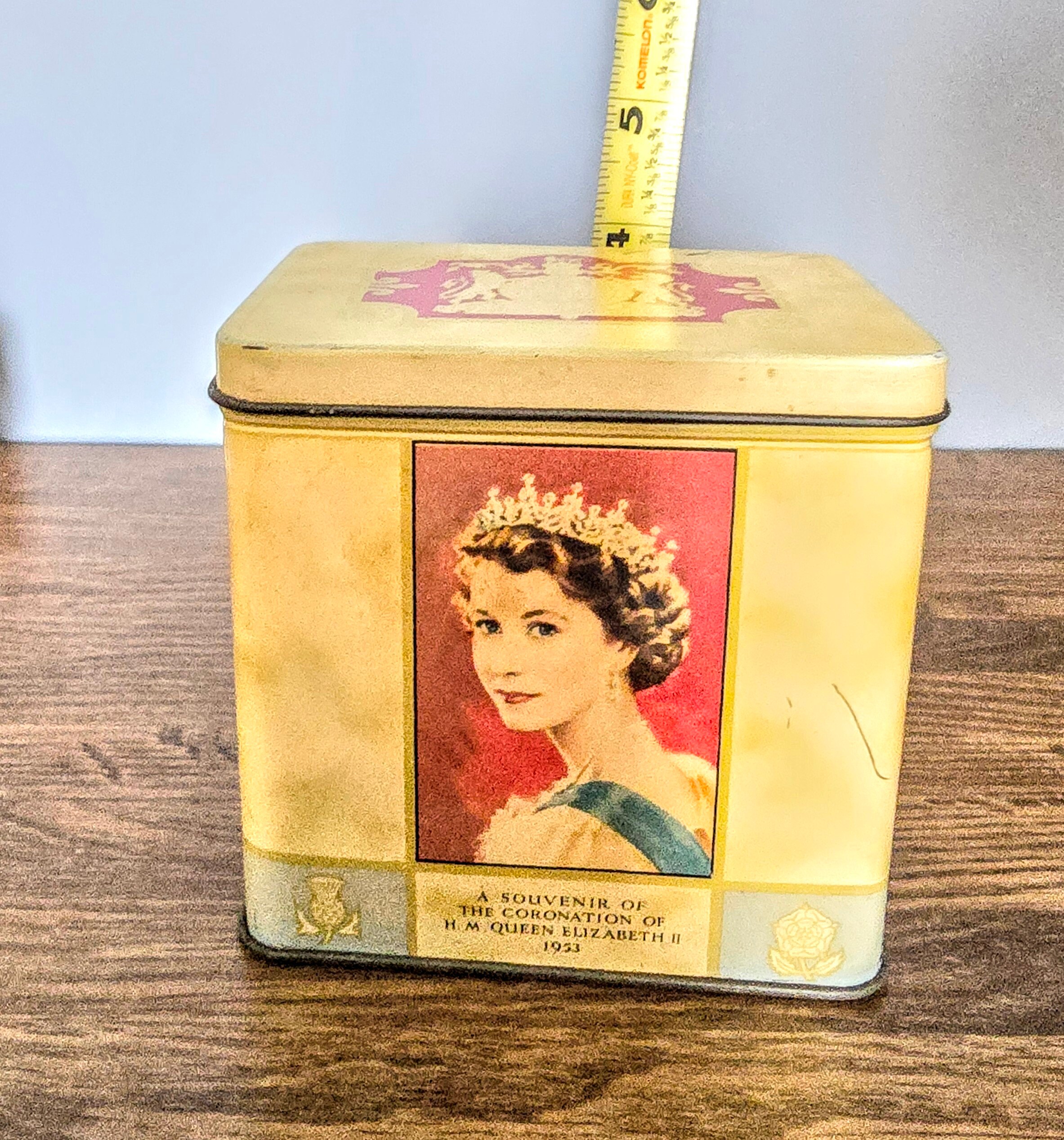 Vintage Advertising Tin Box, Queen Elizabeth II Coronation 1953 ...