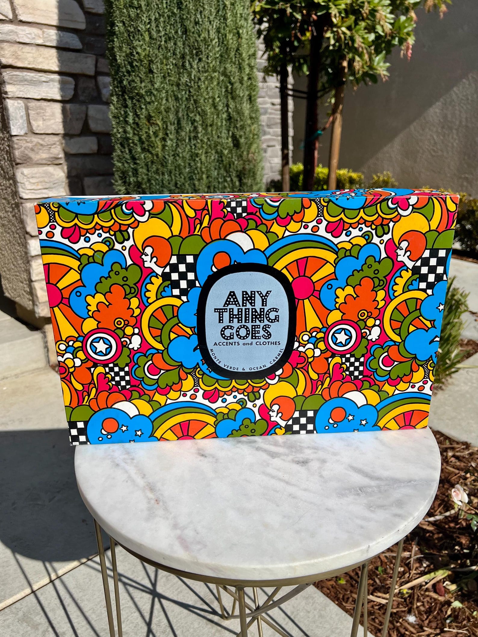 Vintage NOS 60s 70s Groovy Psychedelic Gift Box / Gift Wrap ...